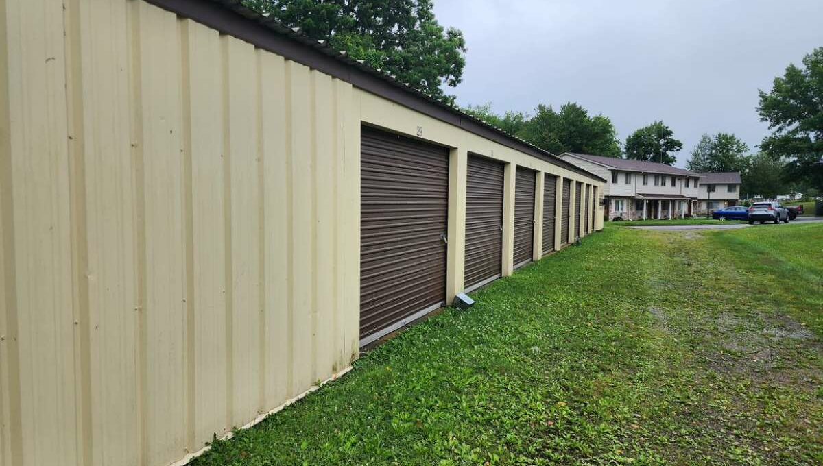 Drive-up Storage Units in Franklin, PA | Cherry Tree Self Storage