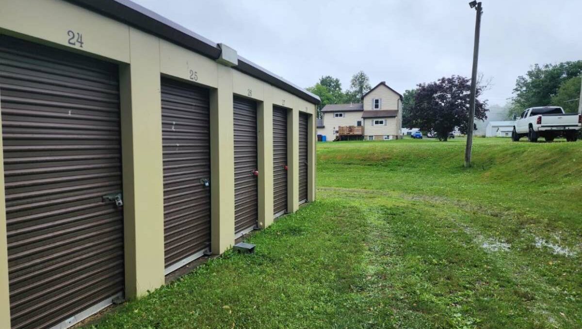 Drive-up Storage Units in Franklin, PA | Cherry Tree Self Storage
