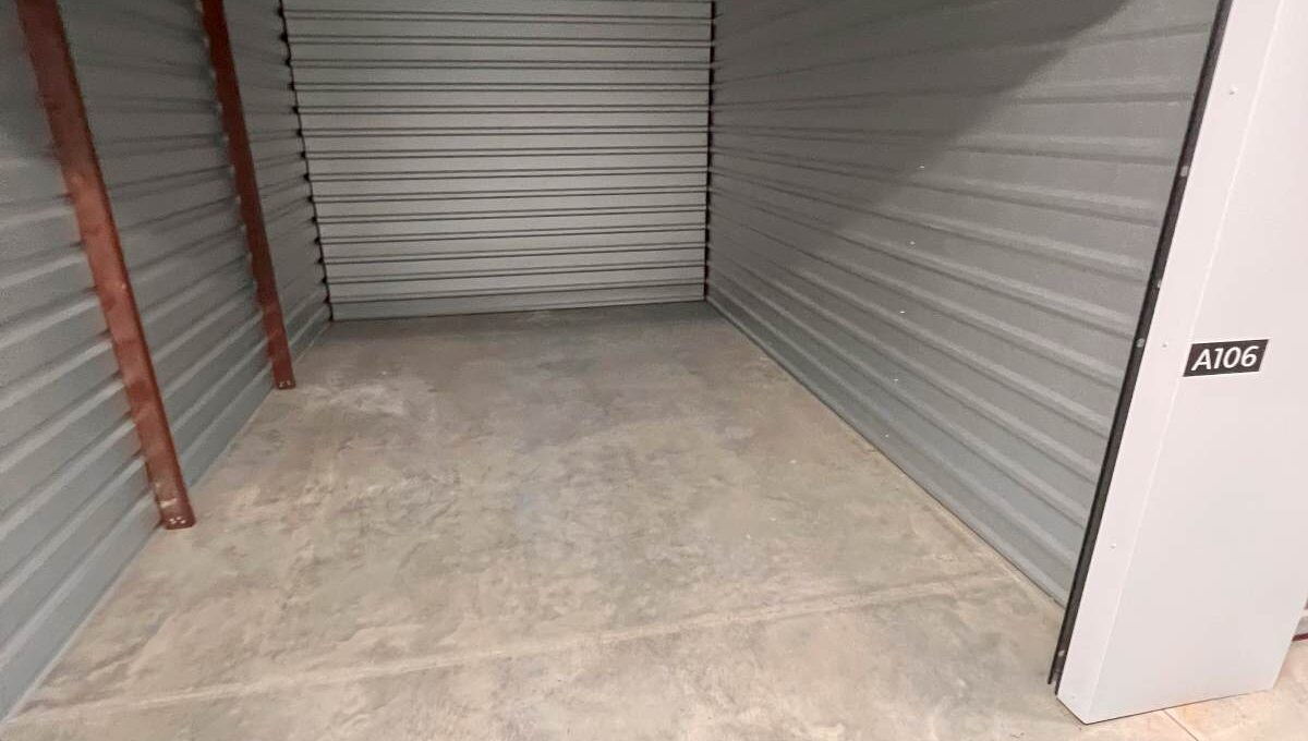 Self-Storage Units in Evansville, IN | Lloyd Self Storage